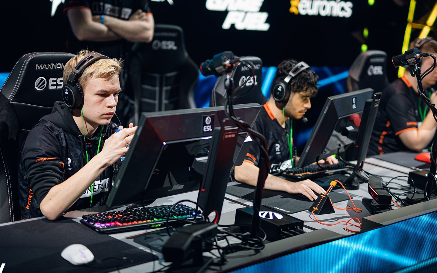 Fnatic #1 team for the first time in 4 years